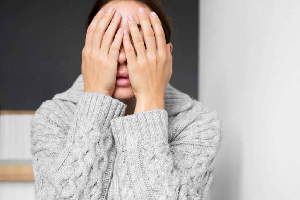 ≡ Crise d'Angoisse : Causes, Symptômes, Que Faire